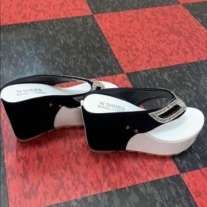 Wanl I Hong | Shoes | W Shoes Wanl I Hong Blackwhite Sandals | Poshmark